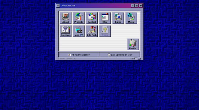 Simone’s Computer on Minimal Gallery